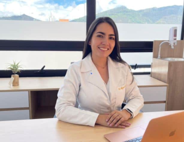 Contacto - Doctora Alejandra Restrepo